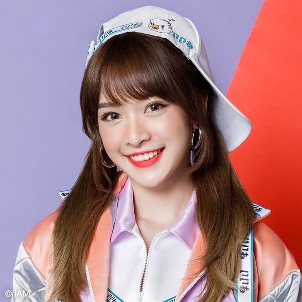 ファイル:2021年BNK48プロフィール Chanyapuk Numprasop 2.jpg - エケペディア